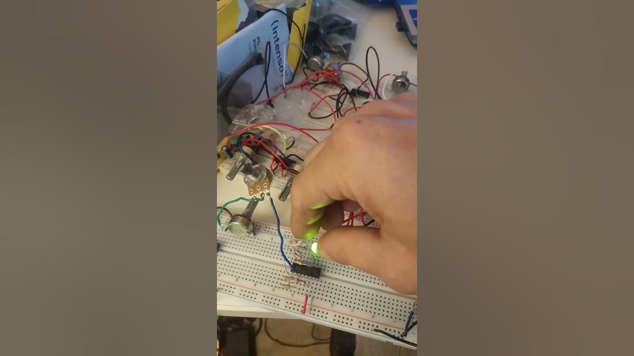 Breadboard Synth Fun!!! - YouTube