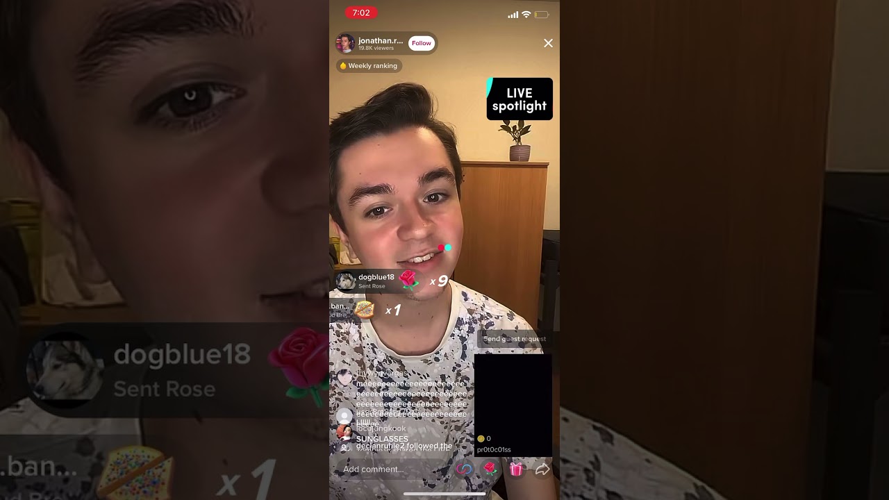 ”im a vegetable” @Jonathan.roehm TikTok livestream - YouTube