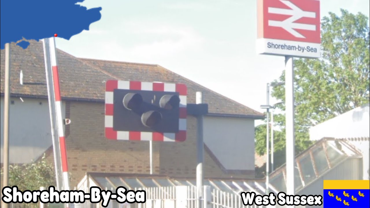 Shoreham-by-sea Level Crossing, West Sussex - YouTube