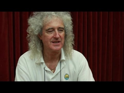 Brian May - Brian introduces the Owl VR Kit (Part 1) - YouTube