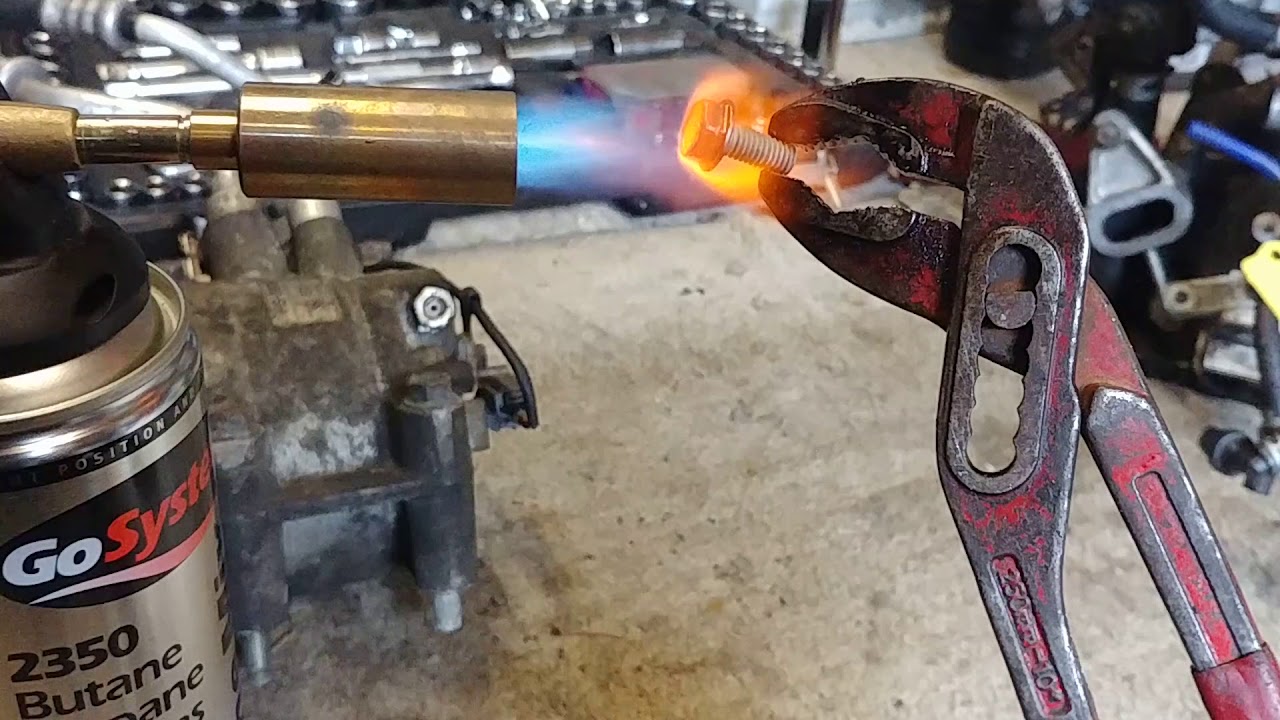 How to hot blue bolts using heat and used engine oil - YouTube