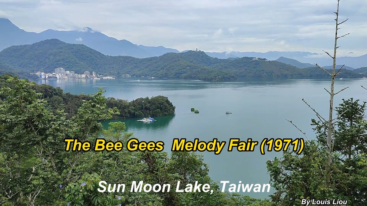 The Bee Gees - Melody Fair(Lyrics) - YouTube