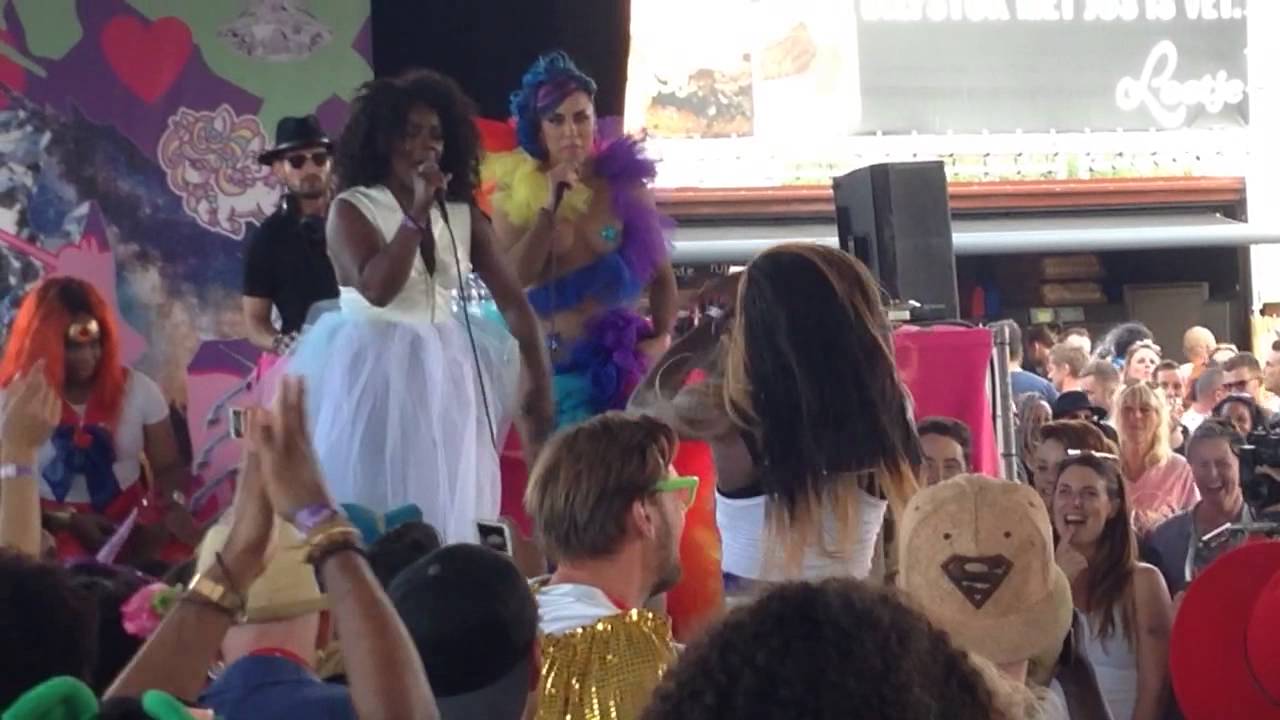 Voguing battle-Milkshake festival 2015- Amsterdam - YouTube