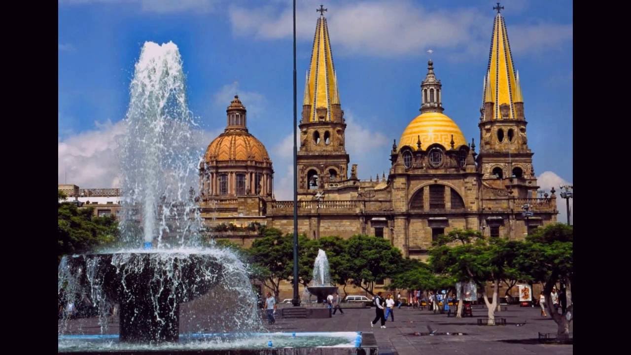 La Perla Tapatia - YouTube