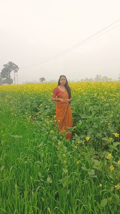 Mera dance kaisa laga aap log ko please comment mein bataiye sarson ka khet bhi kaisa laga - YouTube