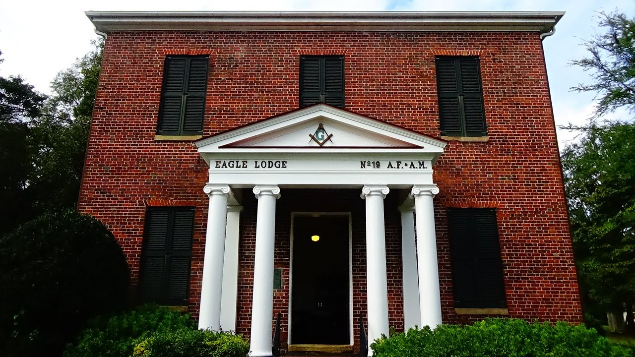 Masonic Lodge built in 1823: Getting to tour the inside of a very ...