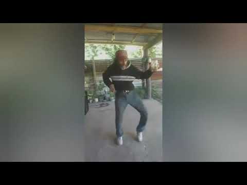 Viejo borracho baila cumbia