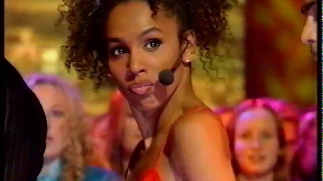 The Tamperer feat. Maya - Feel It - Christmas TOTP 1998 - YouTube