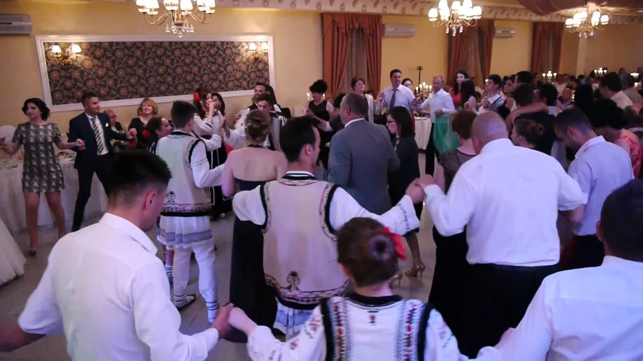 3/FORMATIA GENIUS BACAU 2015-SARBE NUNTA DARMANESTI''LA ANNE'' - YouTube