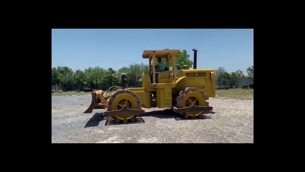 COMPACTADOR DE SUELOS CATERPILLAR 815 - YouTube