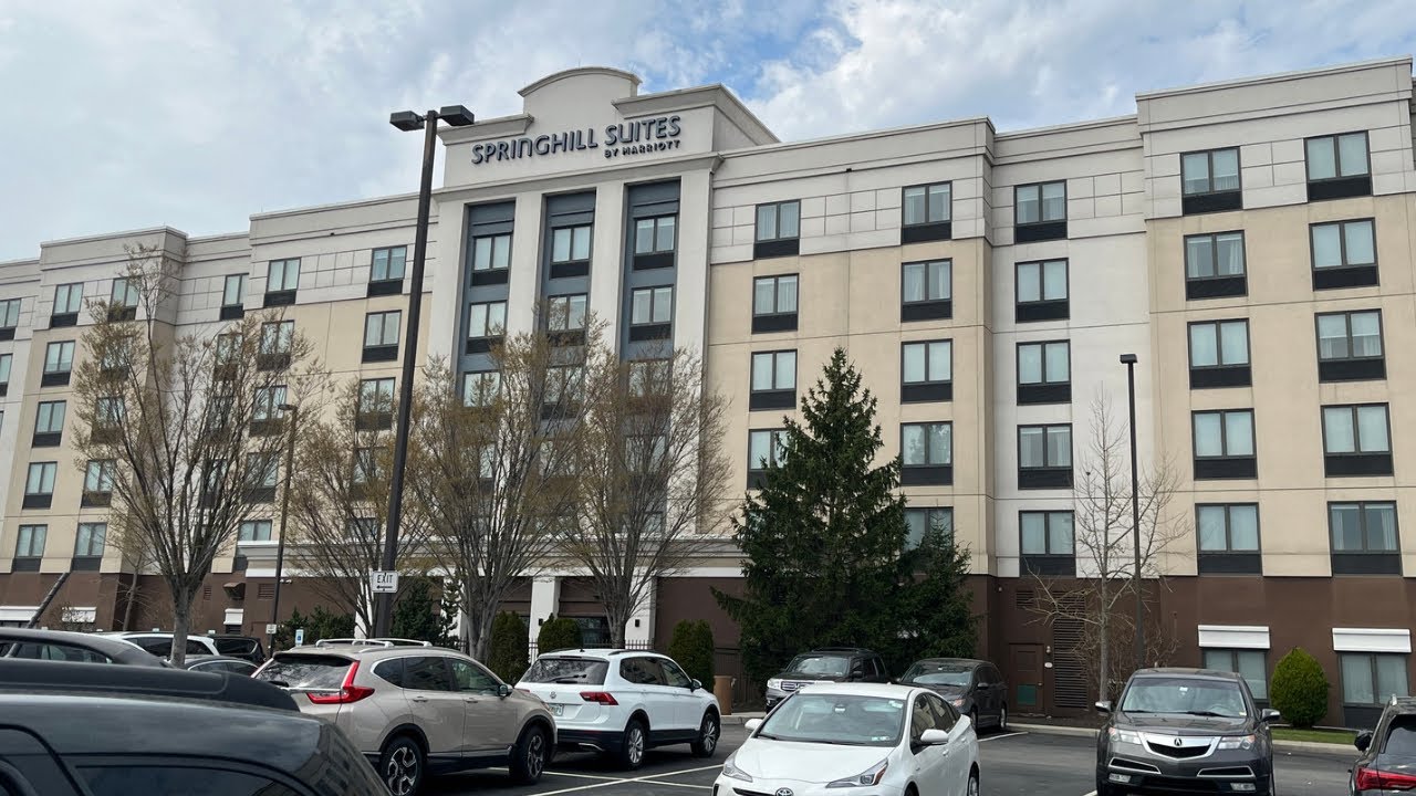 Springhill Suites by Marriott Newark… comfortable & convenient? - YouTube