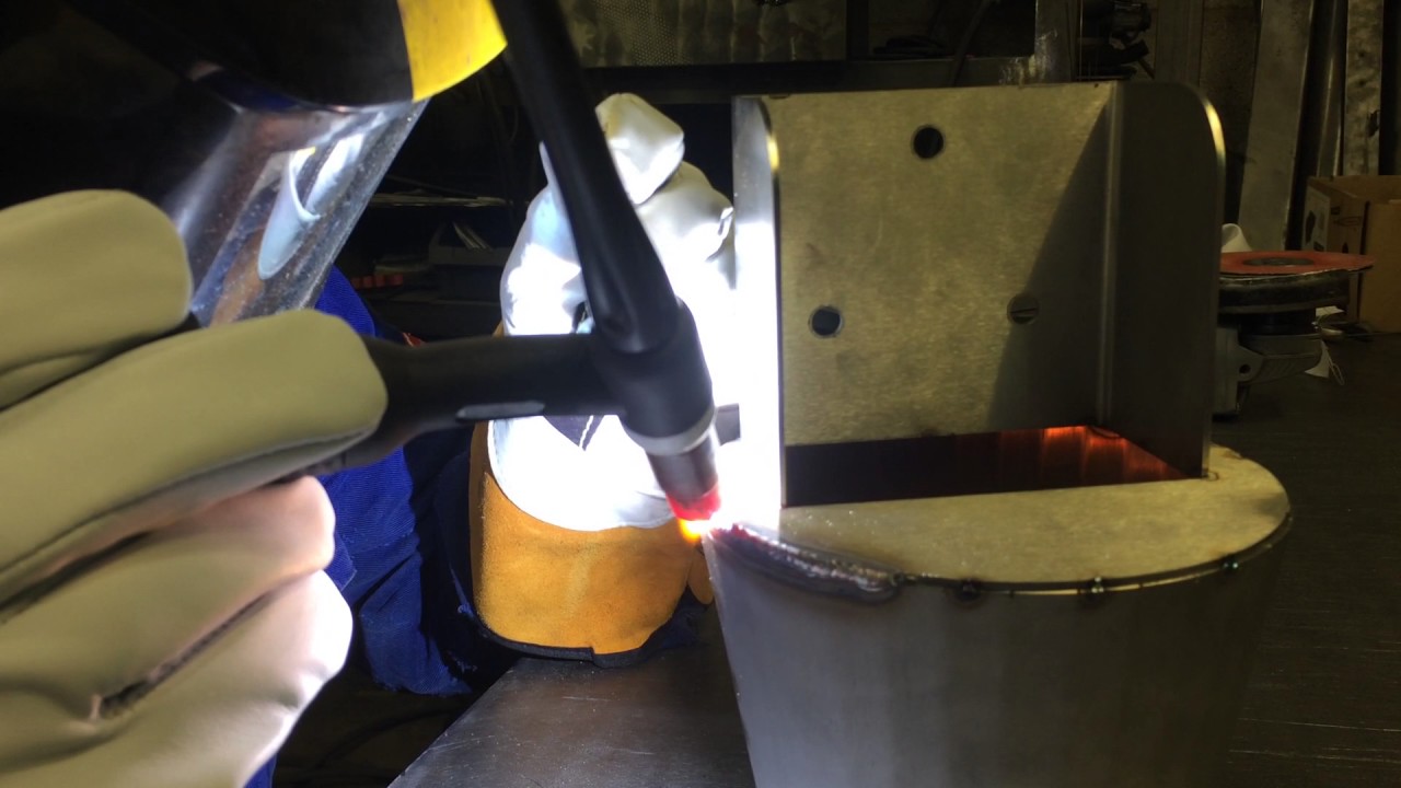 How it’s Made: Metal food production funnel - YouTube