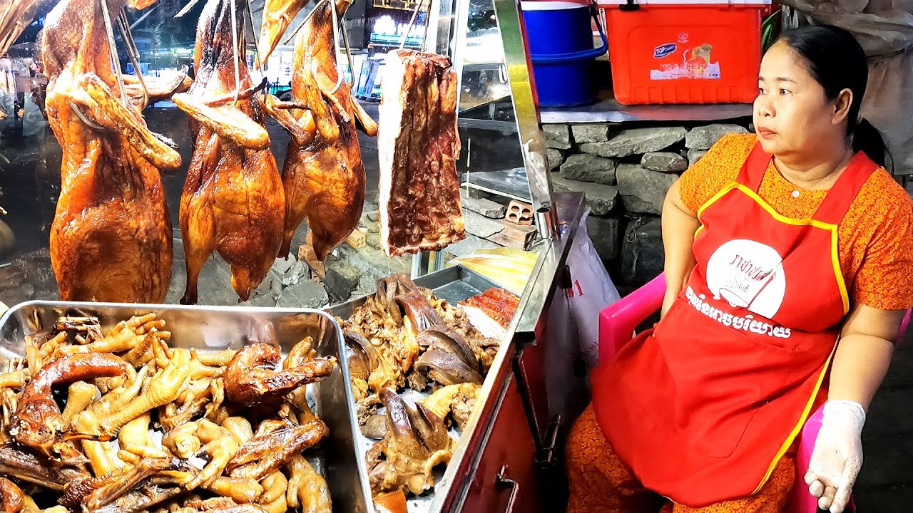 Fat Lady Fast Speed of Chopping Meat - Cambodia's Greatest Street Food ...