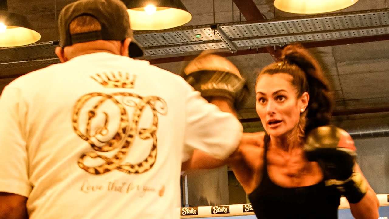 LIL BELLSY FULL OPEN WORKOUT - MISFITS 007 - YouTube