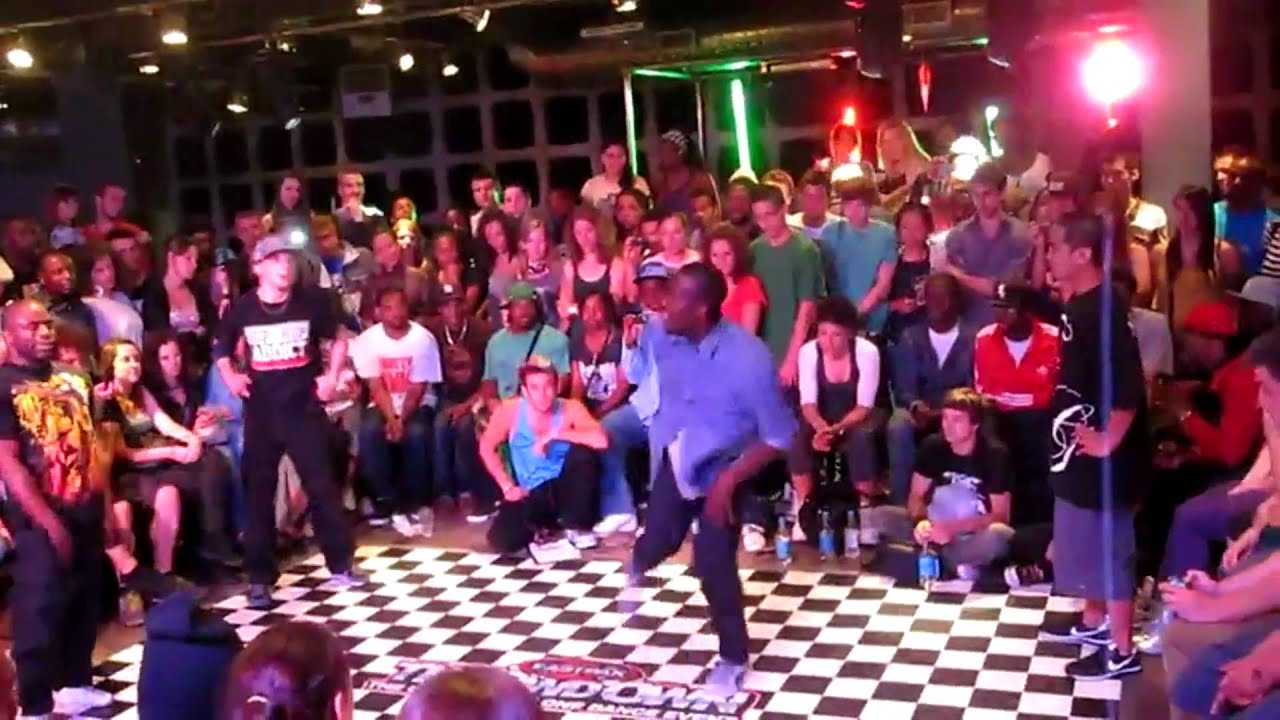 B-boy Junior ,B-Boy Arthur vs. B-boy Mouse ,Bboy ? at Throwdown ...