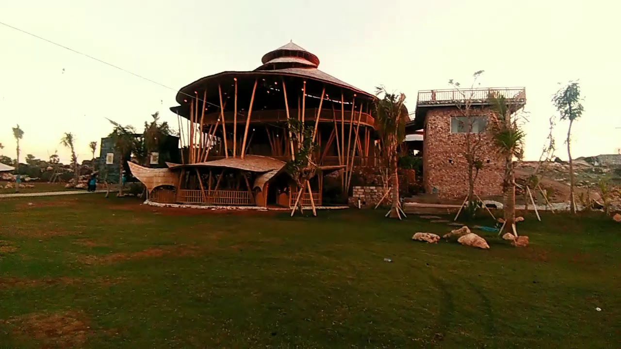 The Kings : Nuansa Resto Bambu - YouTube