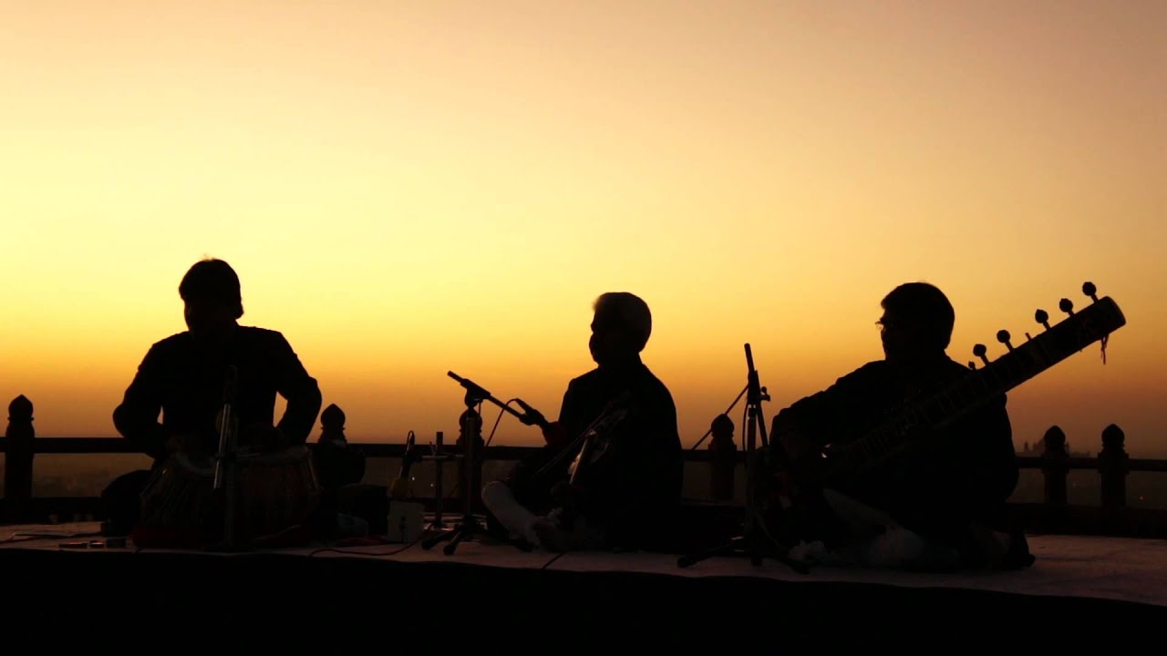 RIFF 2011 - Dawn Devotions - Early morning ragas - YouTube