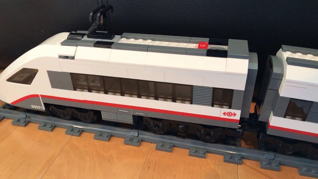 Zombies on the train lego - YouTube