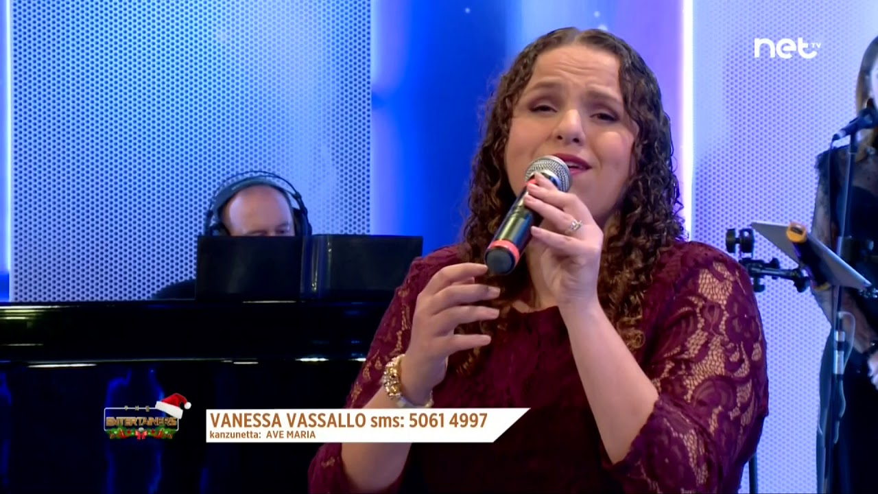 Vanessa Vassallo - Ave Maria - The Entertainers Singing Challenge 2019/ ...