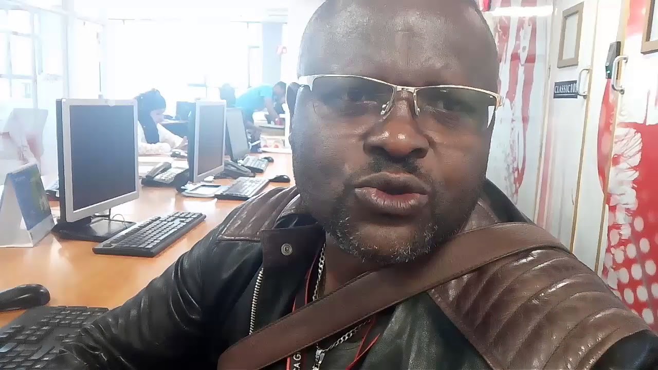 Ghost Mulee Slams Fans Who Called Dennis Oliech 'Broke' - YouTube