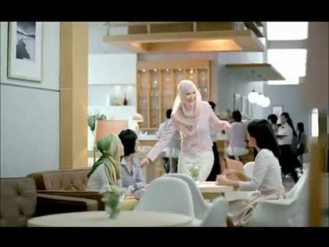 Wardah TV Commercial: Lightening Series- Ineke Koesherawati