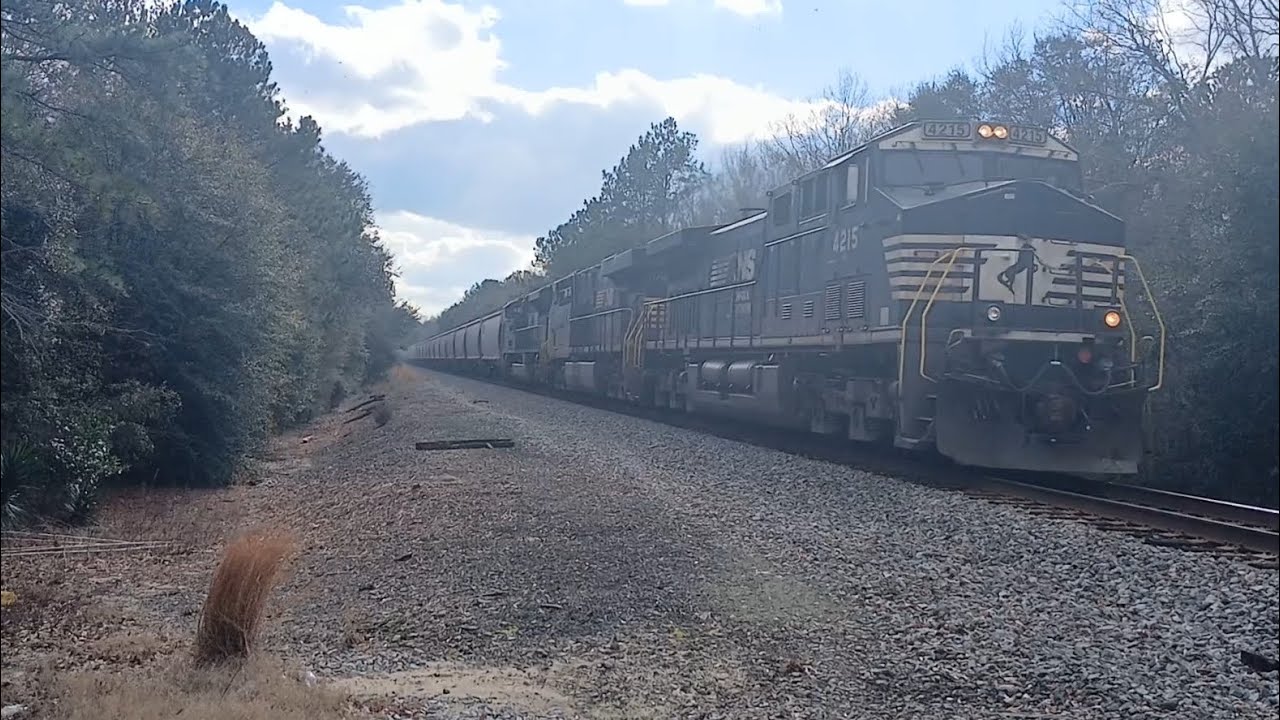 NS 51V Columbia SC on the NS R Line - YouTube