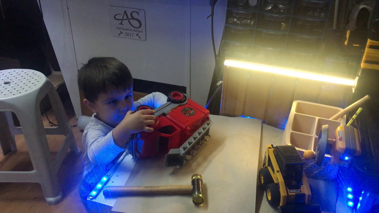 oyuncak araba tekerleği nasıl takılır, Tekerlek takma oyunu,çekiç nasıl ...