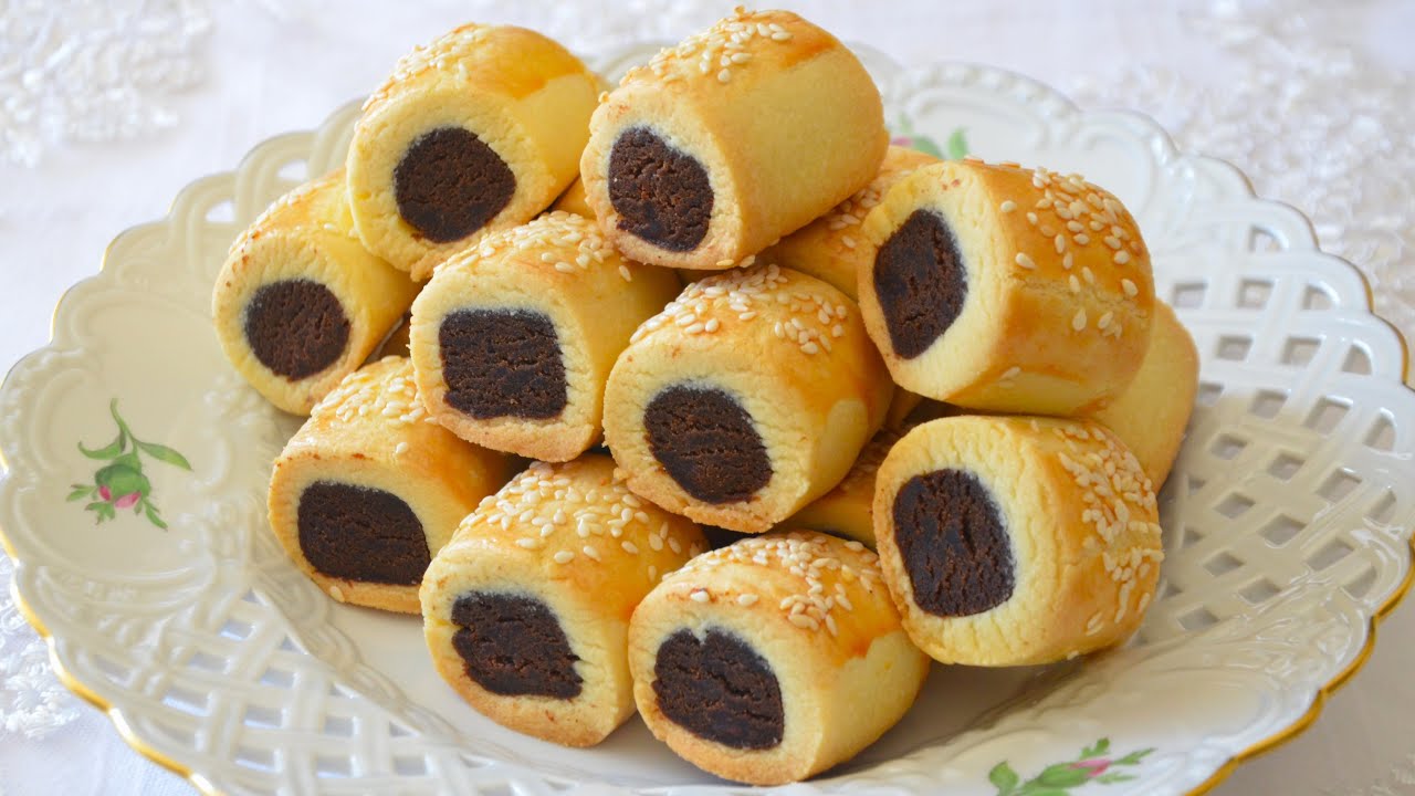 One bite cake || Only 4 kinds of ingredients ！No additives！豆沙一口酥 || 香甜 ...