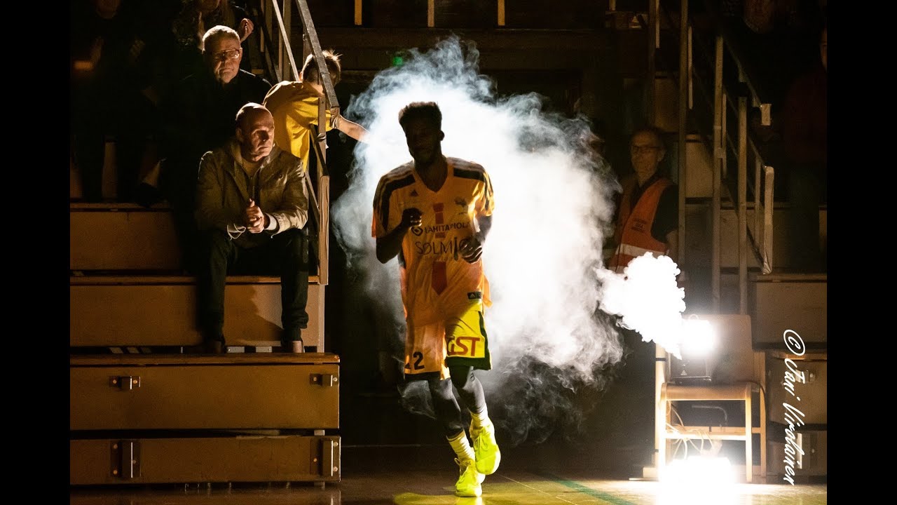 Johnathan Hudson - BC Nokia Finland Korislliga - YouTube