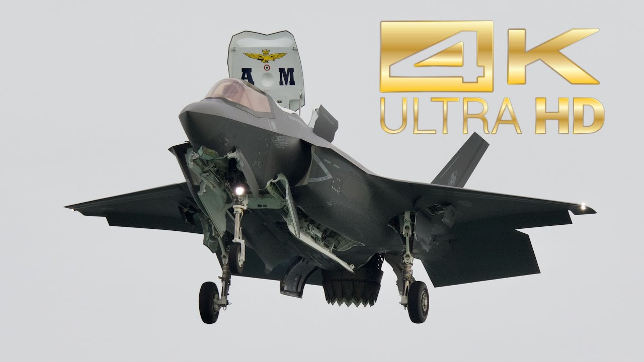 (4K) Lockheed Martin F-35 B Lightning II Italian Air Force flying ...