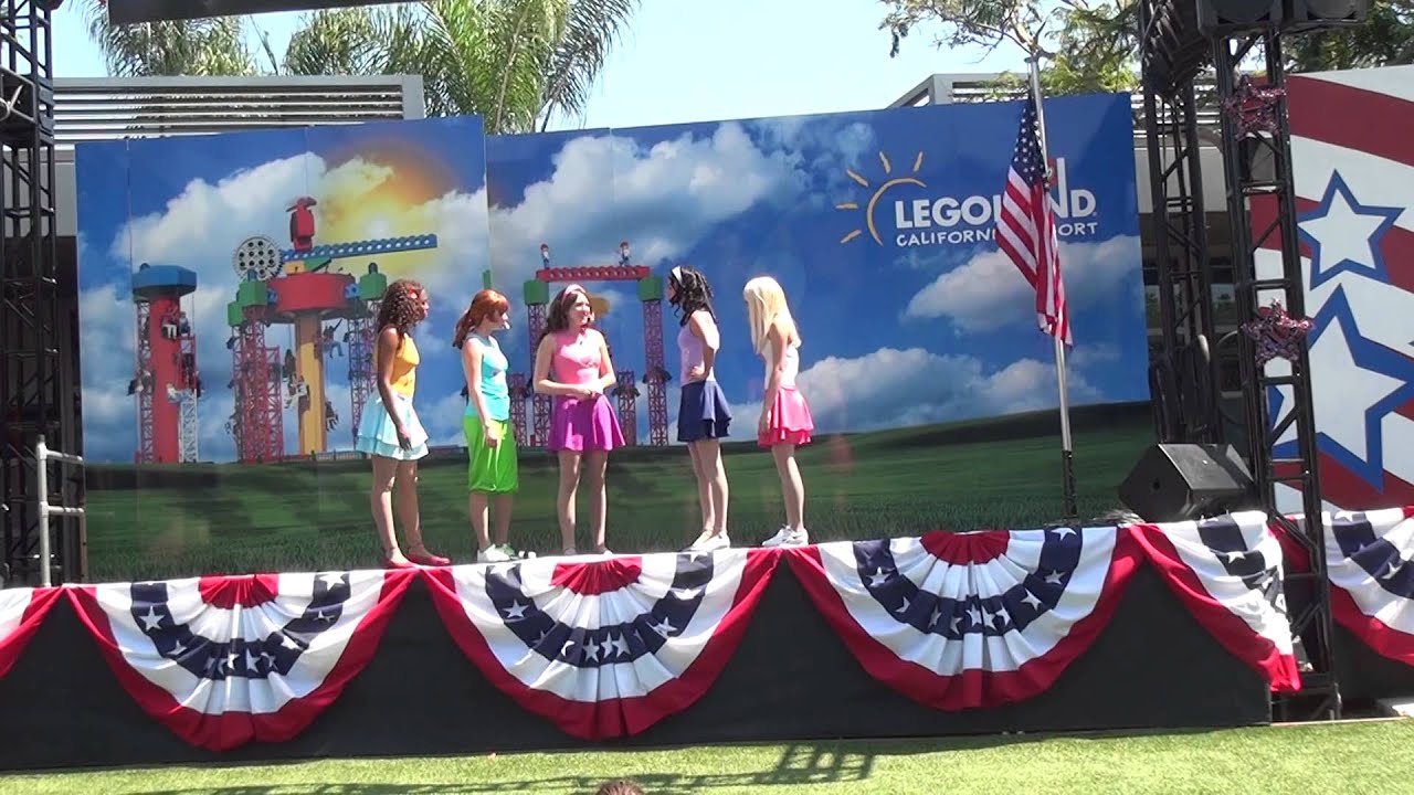 Lego Friends Live - YouTube