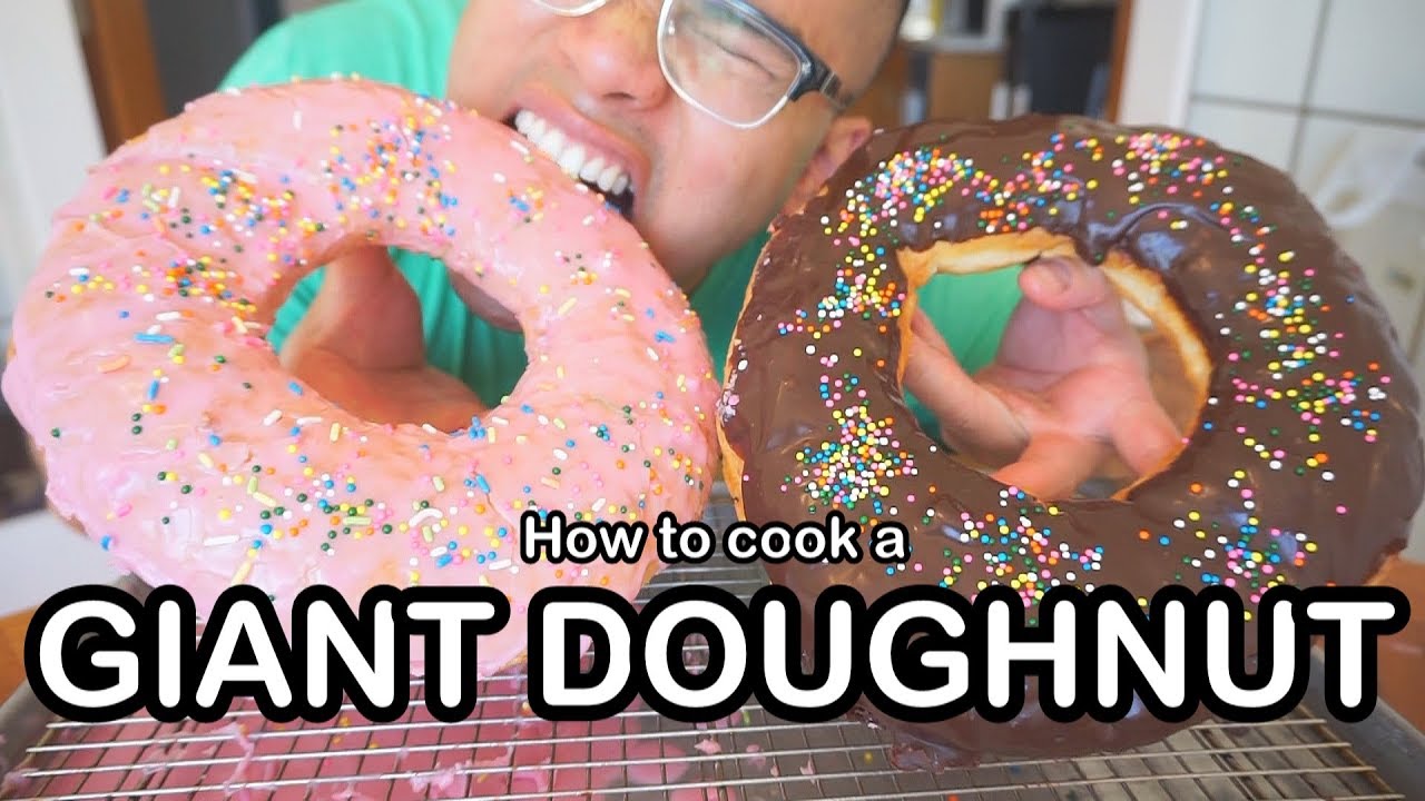 How to cook a GIANT DONUT - YouTube