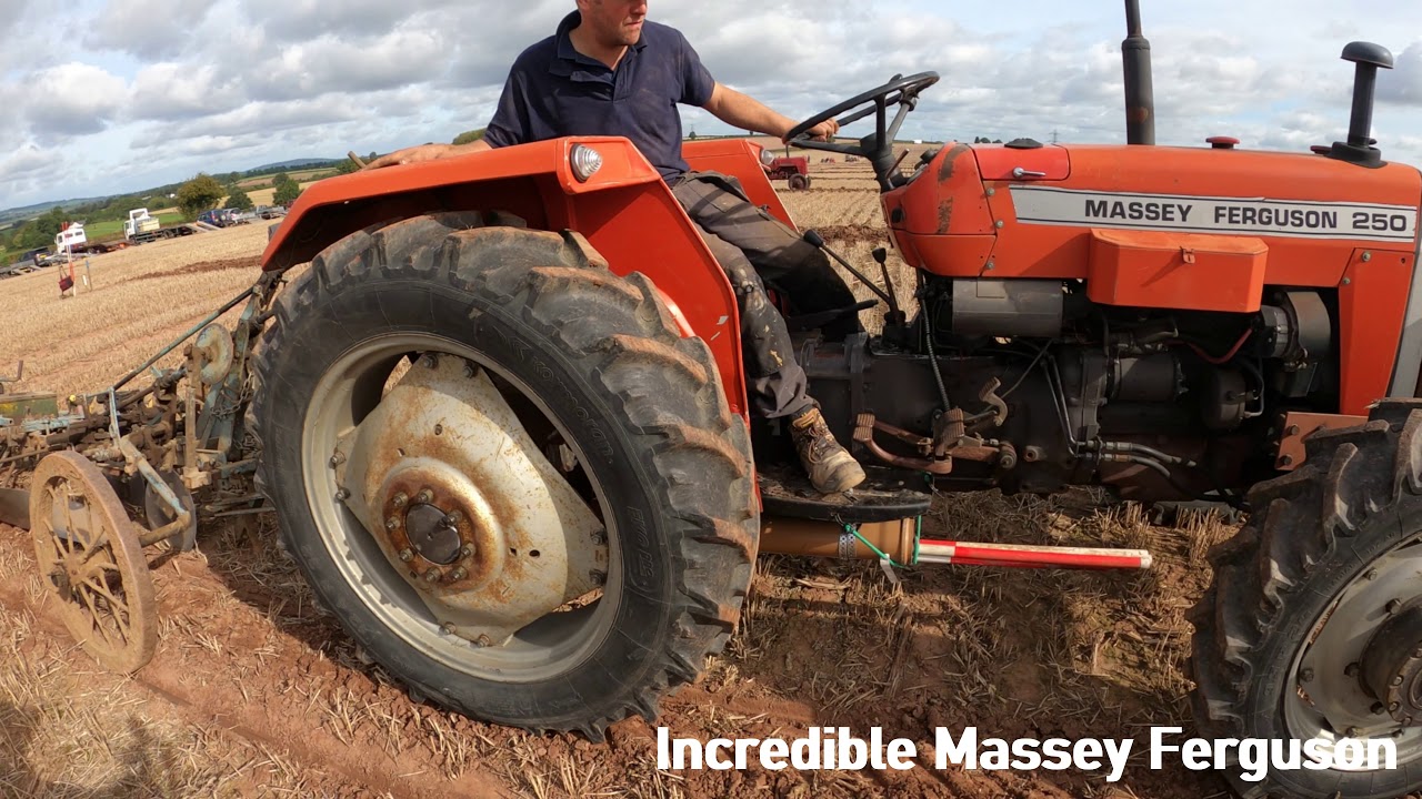 1985 Massey Ferguson 250 4WD 2.5 Litre 3-Cyl Diesel Tractor (41HP) with ...