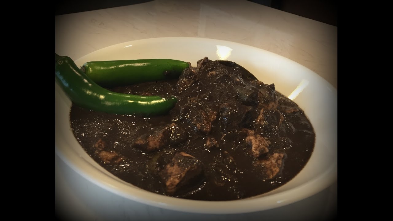 Dinuguan aka Chocolate meat (Filipino Food) - YouTube