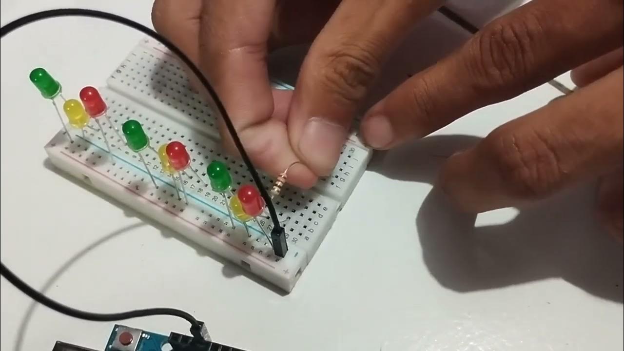 Tutorial membuat Led lampu lalu lintas 3 arah menggunakan Arduino #BYKELOMPOK7 - YouTube