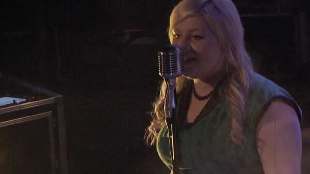 Emmy Lou and the Rhythm Boys - Train Kept A-rollin' - YouTube