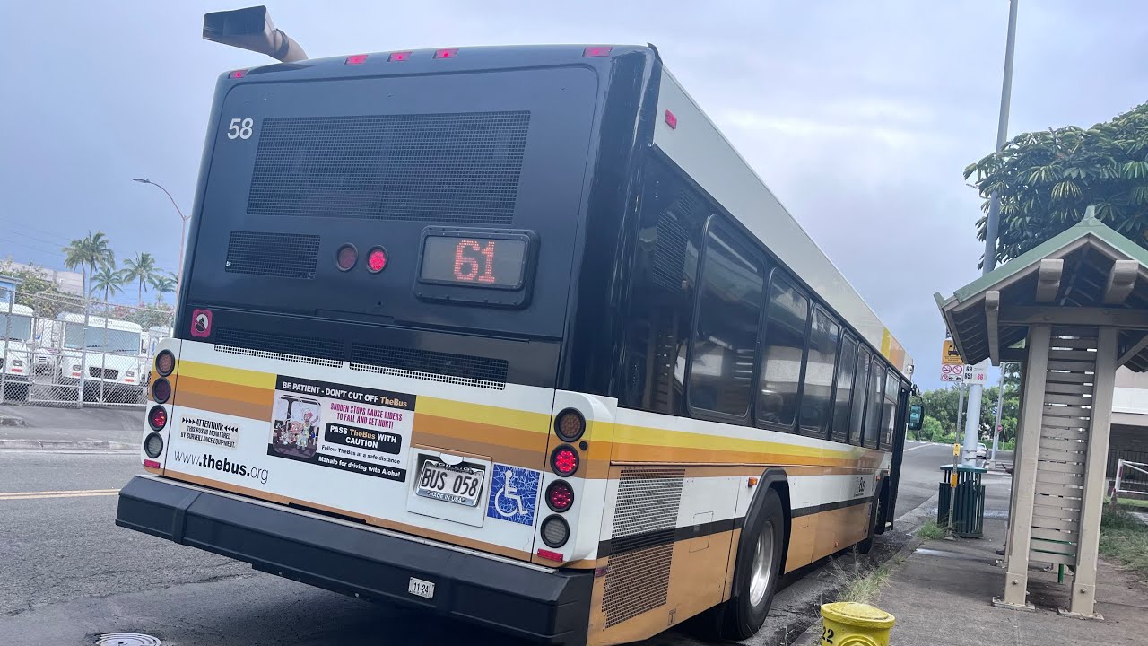 Honolulu Bus #058 Route 61 - YouTube
