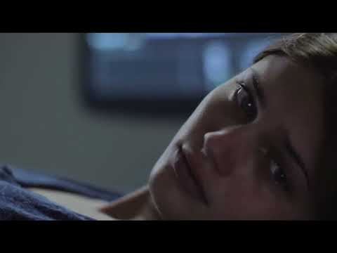 17 filles (2011) - pregnant scene 1