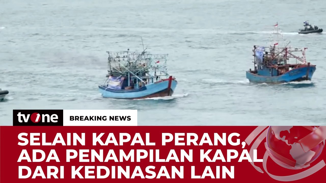 Nelayan Turut Meriahkan Parade Kapal Perang TNI AL | tvOne - YouTube