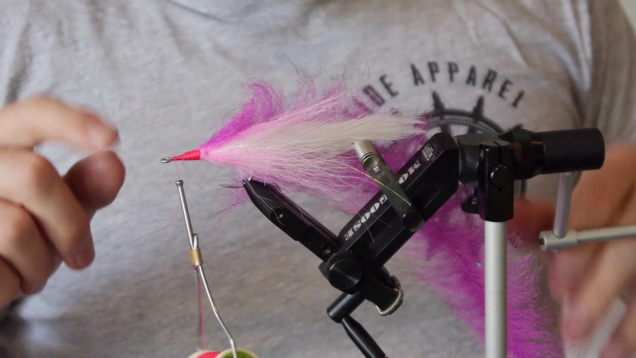 Murray Cod Fly Tying | Fisho App - YouTube