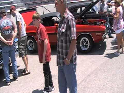 Classic Car Show 05-29-11 Bluefield WV.Mpg - YouTube