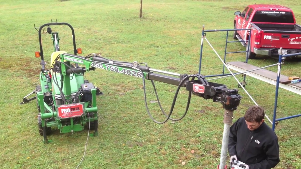 Installation Pieux vissés Pro-Pieux Fondations - YouTube