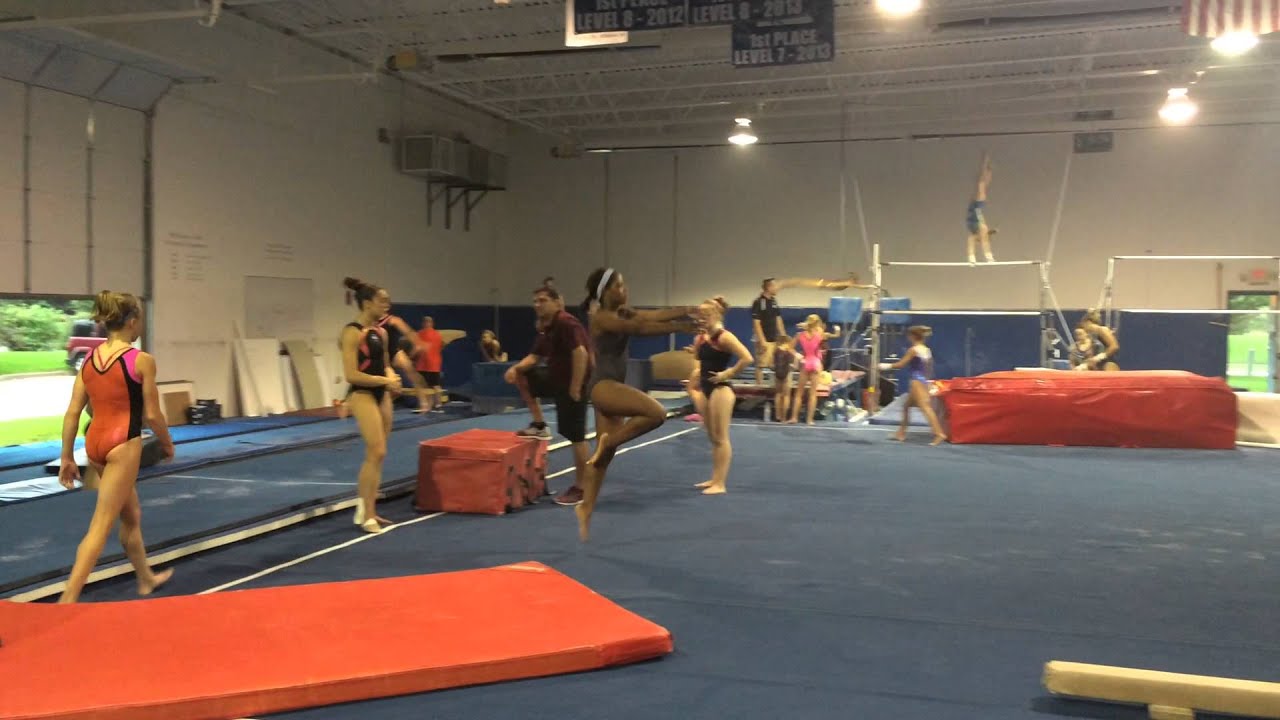 Level 10 Floor Skill Set - YouTube