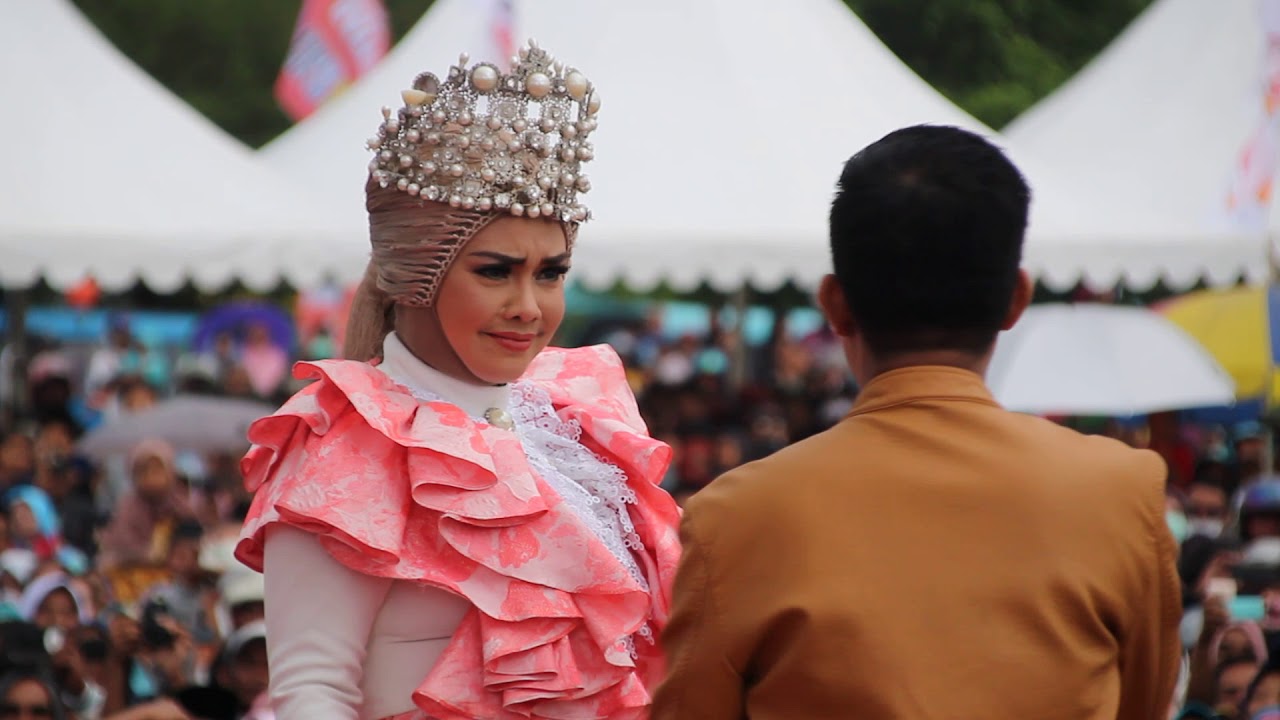 Lagu Dangdut Duet Fildan Dan Iyet Bustami - YouTube