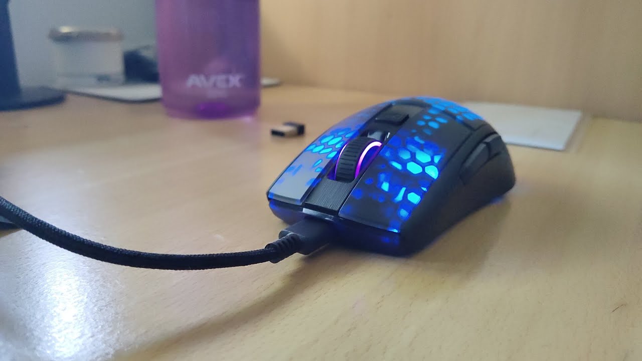 ROCCAT Burst Pro Air *Button Sound Test/ Light Show* - Gadget Explained ...