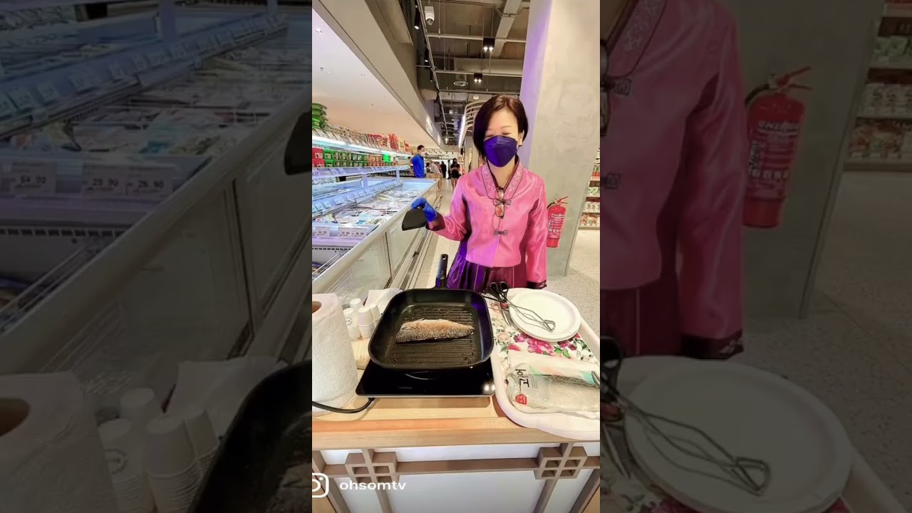 Squid Game Pink Soldier & Chef Wan spotted at KPLUS food market grand ...