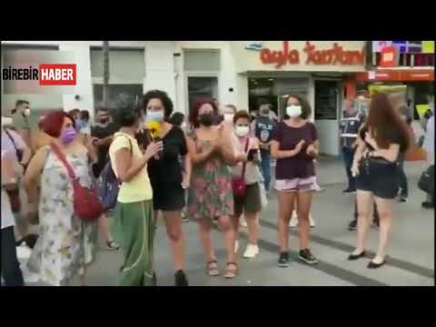 İzmir'de Afgan kadınlar için soyunma eylemi