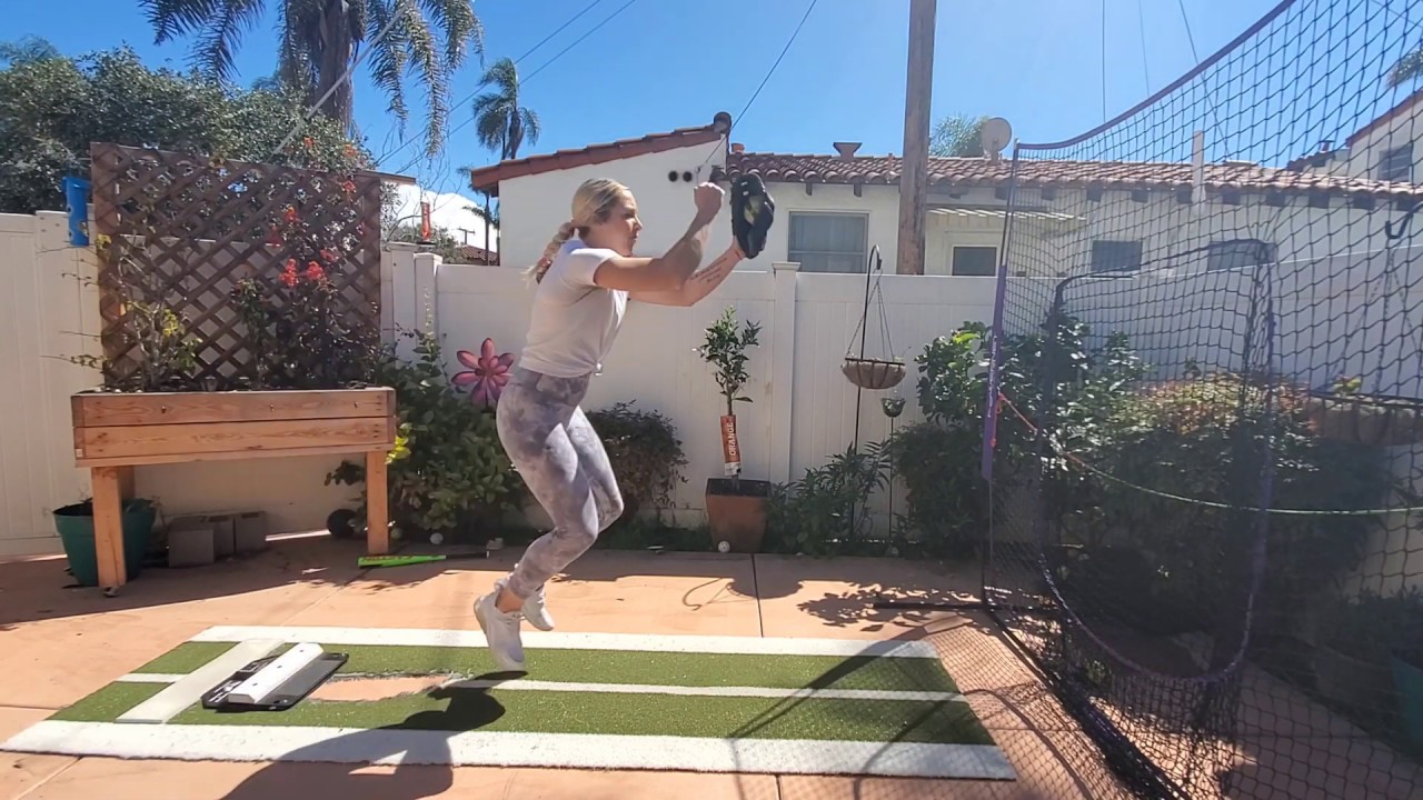 Queen of the Hill - Explosive Circuit! - YouTube