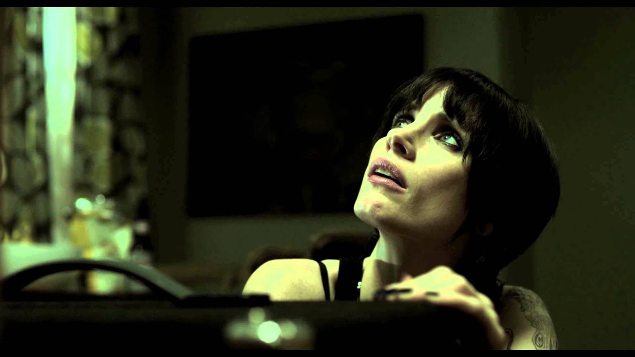 Mama - Filmclip "Lilly überrascht Annabel in der Küche" german ...