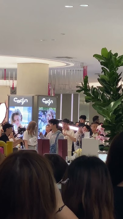 250528 Carly Siam Discovery X BUS [1] THAI focus - YouTube